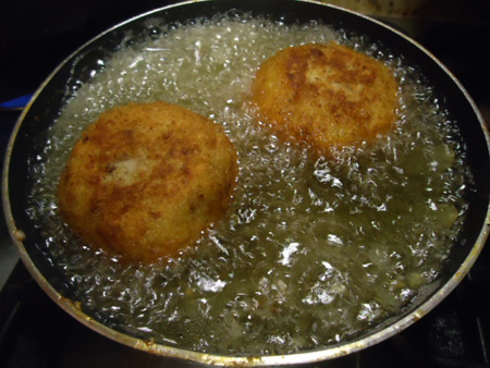 Potato & Mince Cutlets - (in Kenya also known as bateta champs or ...
